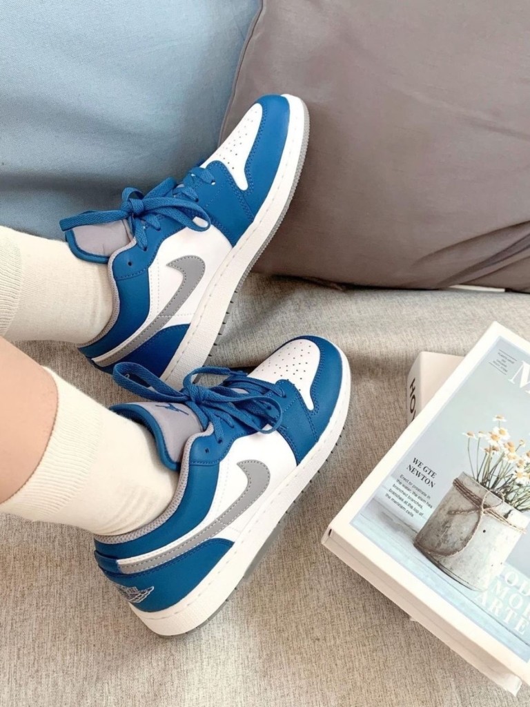 Giày Nike Air Jordan 1 Low 'True Blue Cement' Like Auth